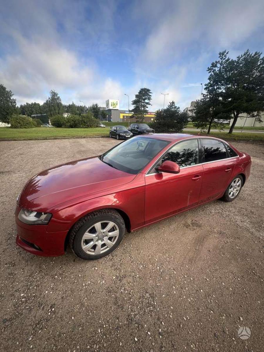 Red Audi A4 2008 in Vilnius, with an engine capacity of 1.97 L and mileage of 300 thousand km for 2200 €, photo 1 on AUTOMOTO.COM.LV