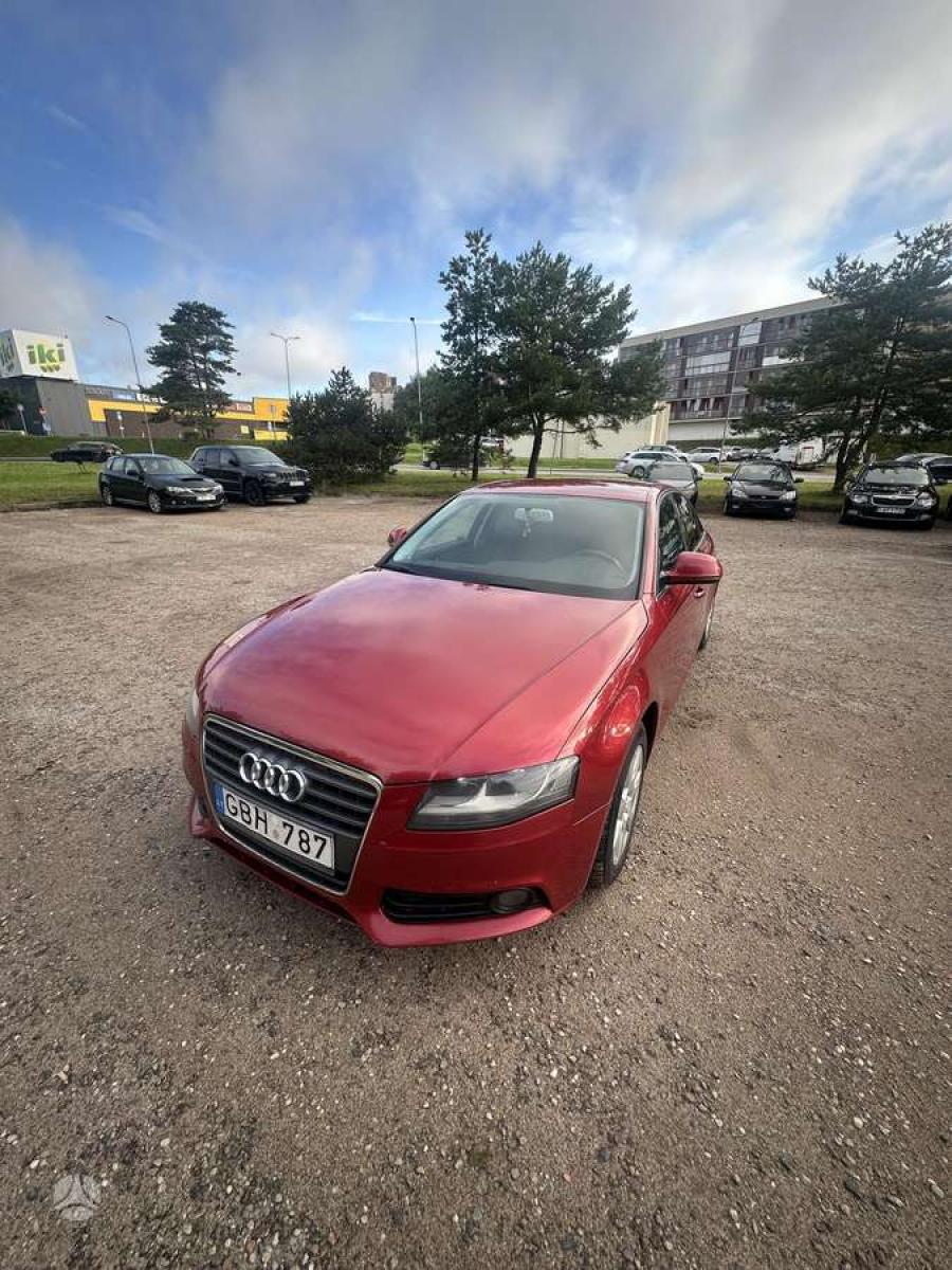 Red Audi A4 2008 in Vilnius, with an engine capacity of 1.97 L and mileage of 300 thousand km for 2200 €, photo 3 on AUTOMOTO.COM.LV