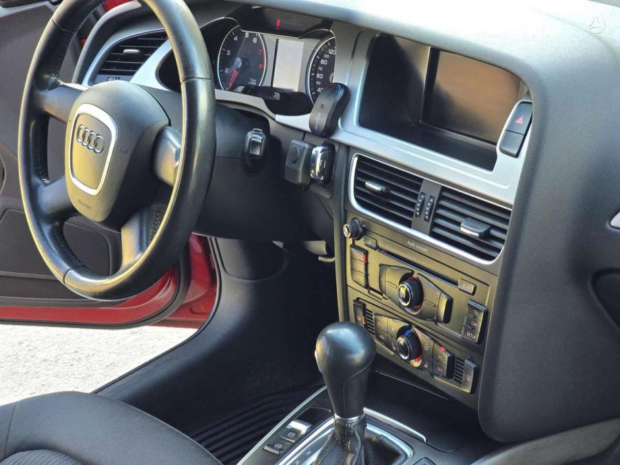 Red Audi A4 2008 in Radviliskis, with an engine capacity of 1.80 L and mileage of 255 thousand km for 4700 €, photo 13 on AUTOMOTO.COM.LV