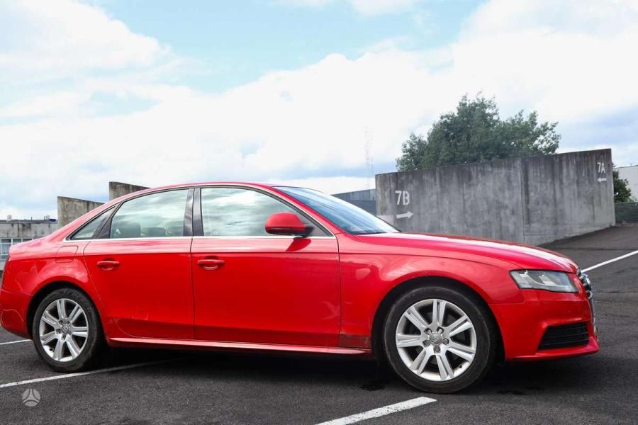 Sarkans Audi A4 2008 Viļņa, ar dzinēja tilpumu 1.80 L un nobraukumu 278 tūkst. km par 2599 €, foto 8 vietnē AUTOMOTO.COM.LV