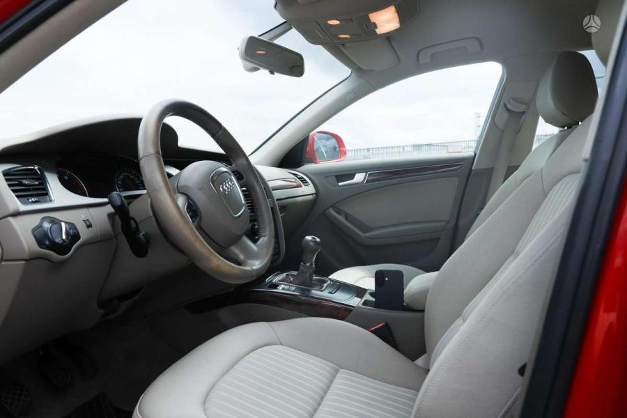 Sarkans Audi A4 2008 Viļņa, ar dzinēja tilpumu 1.80 L un nobraukumu 278 tūkst. km par 2599 €, foto 10 vietnē AUTOMOTO.COM.LV