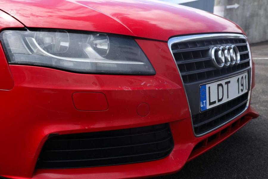 Sarkans Audi A4 2008 Viļņa, ar dzinēja tilpumu 1.80 L un nobraukumu 278 tūkst. km par 2599 €, foto 15 vietnē AUTOMOTO.COM.LV