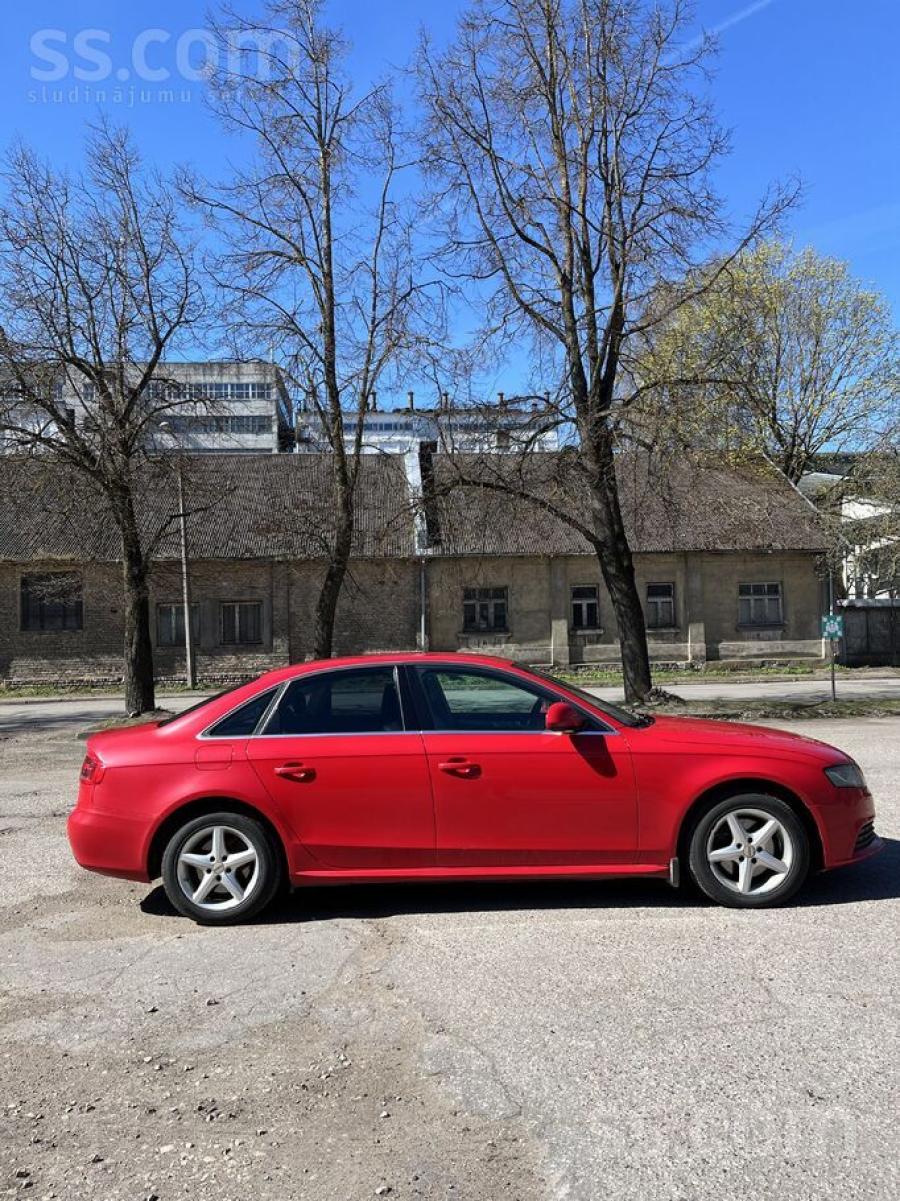 Sarkans Audi A4 2009 Rīga, ar dzinēja tilpumu 1.80 L un nobraukumu 245 tūkst. km par 4000 €, foto 4 vietnē AUTOMOTO.COM.LV