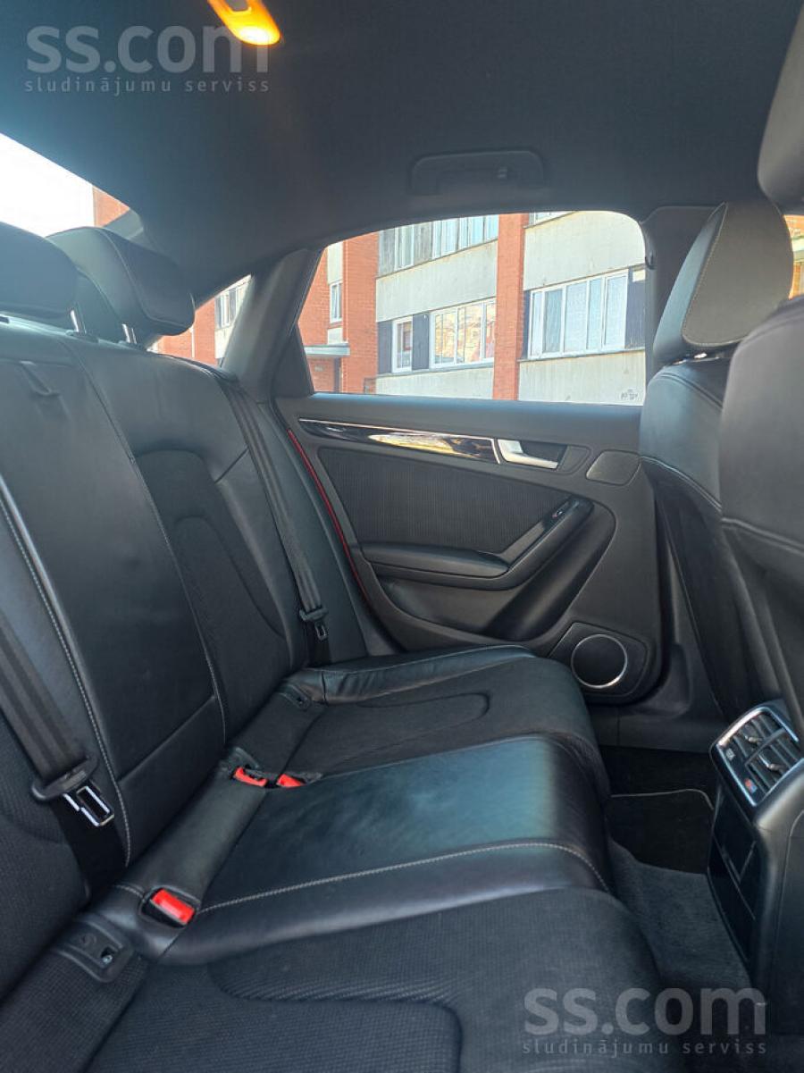 Red Audi A4 2013 in Riga, with an engine capacity of 2.00 L and mileage of 281 thousand km for 10900 €, photo 12 on AUTOMOTO.COM.LV