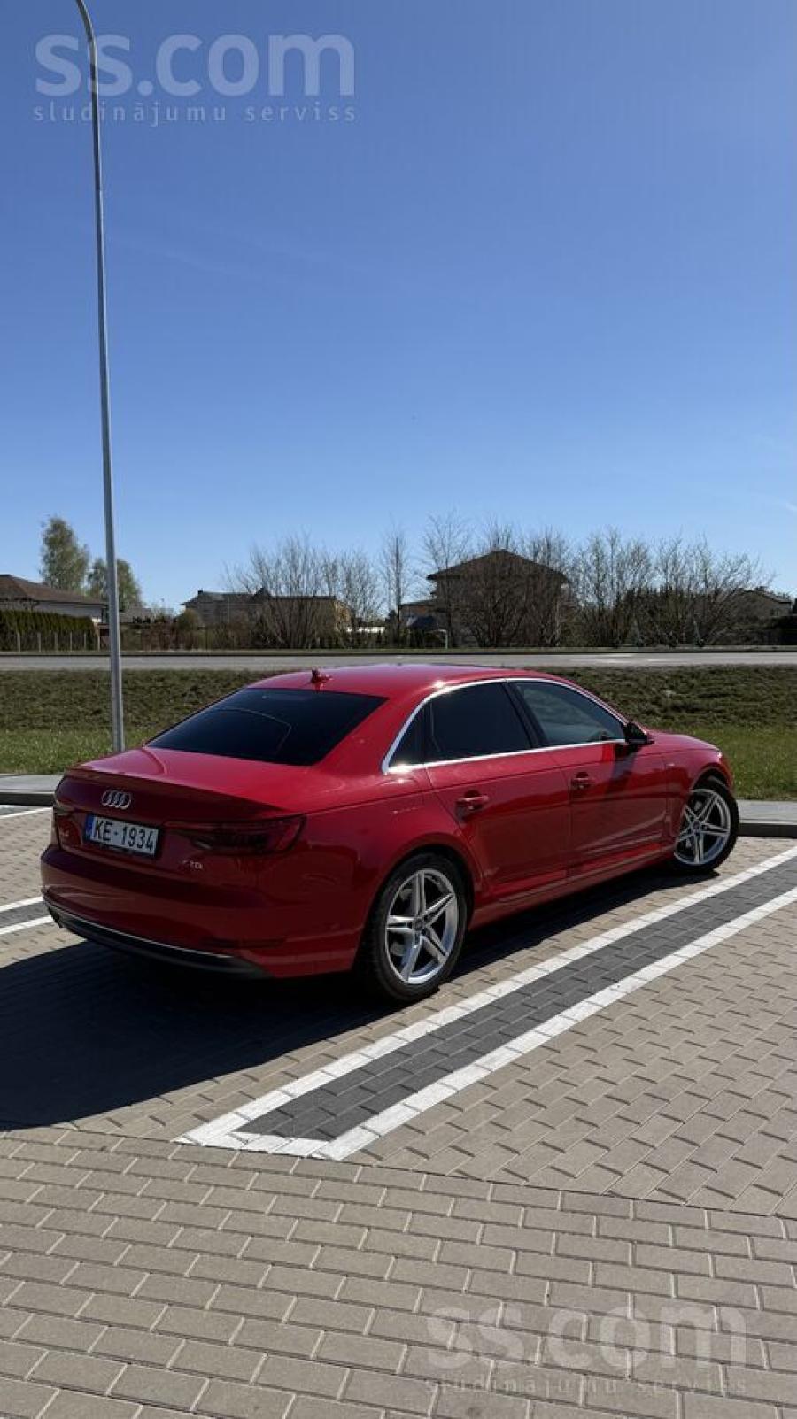 Red Audi A4 2015 in Riga, with an engine capacity of 2.00 L and mileage of 164 thousand km for 13000 €, photo 3 on AUTOMOTO.COM.LV