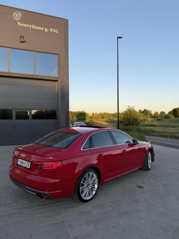 Red Audi A4 2017 in Vilnius, with an engine capacity of 1.98 L and mileage of 131 thousand km for 18750 €, photo 3 on AUTOMOTO.COM.LV