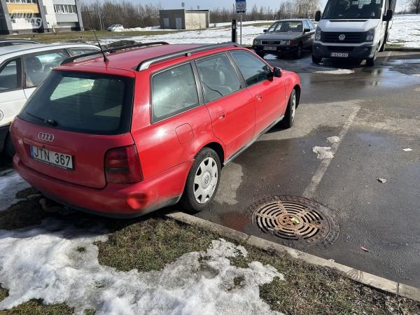 Sarkans Audi A4 1996 Jonava, ar dzinēja tilpumu 1.90 L un nobraukumu 345 tūkst. km par 800 €, foto 3 vietnē AUTOMOTO.COM.LV