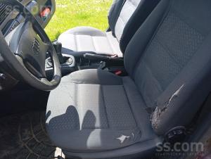 Red Audi A4 1996 in Ogre, with an engine capacity of 1.80 L and mileage of 340 thousand km for 750 €, photo 7 on AUTOMOTO.COM.LV