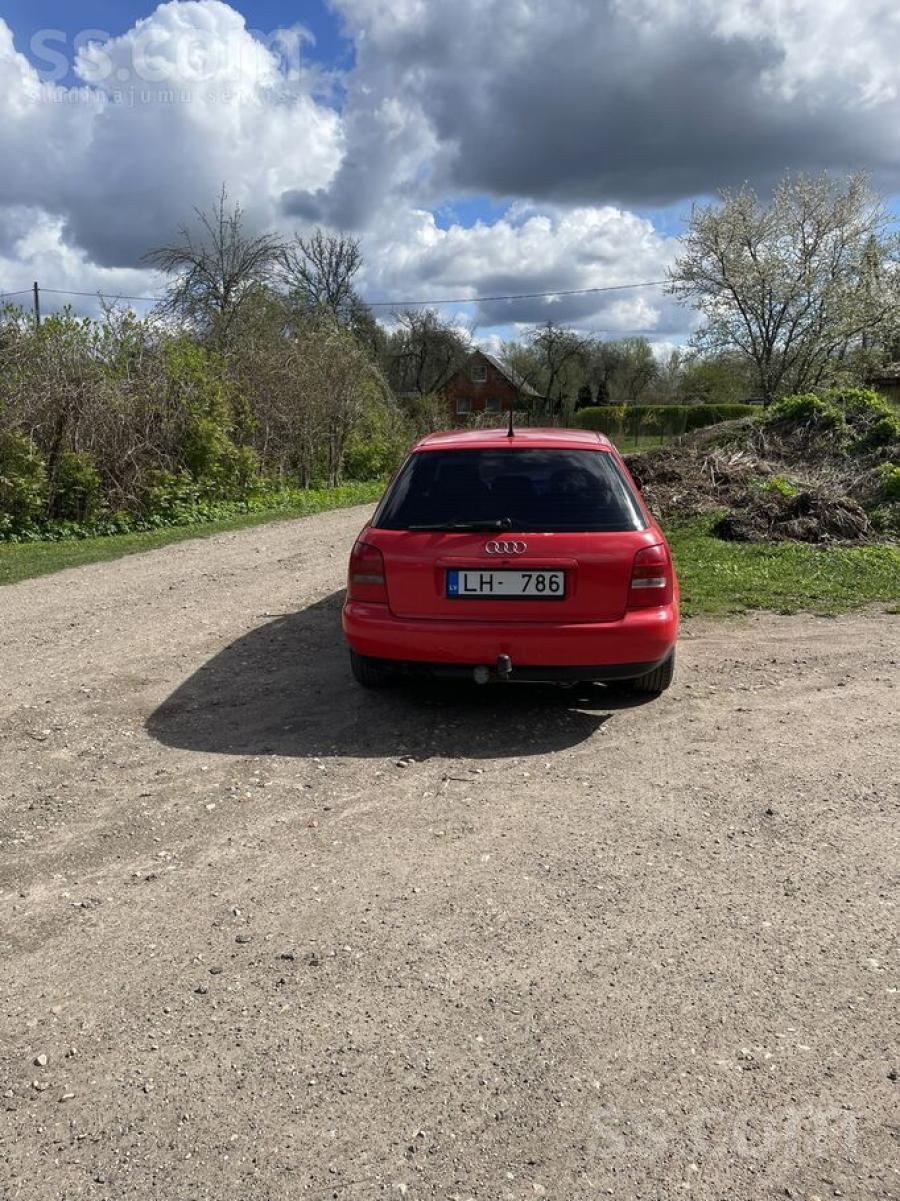 Red Audi A4 1998 in Limbazi, with an engine capacity of 1.80 L and mileage of 348 thousand km for 2750 €, photo 3 on AUTOMOTO.COM.LV