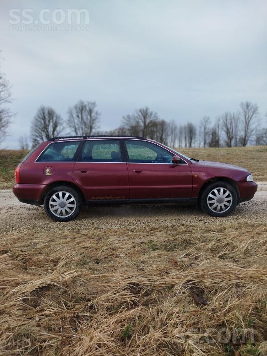 Sarkans Audi A4 1998 Rēzekne, ar dzinēja tilpumu 2.50 L un nobraukumu 308 tūkst. km par 1166 €, foto 1 vietnē AUTOMOTO.COM.LV