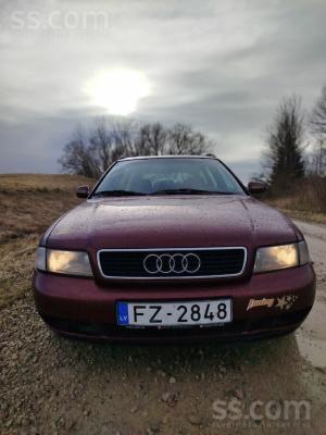 Sarkans Audi A4 1998 Rēzekne, ar dzinēja tilpumu 2.50 L un nobraukumu 308 tūkst. km par 1166 €, foto 3 vietnē AUTOMOTO.COM.LV