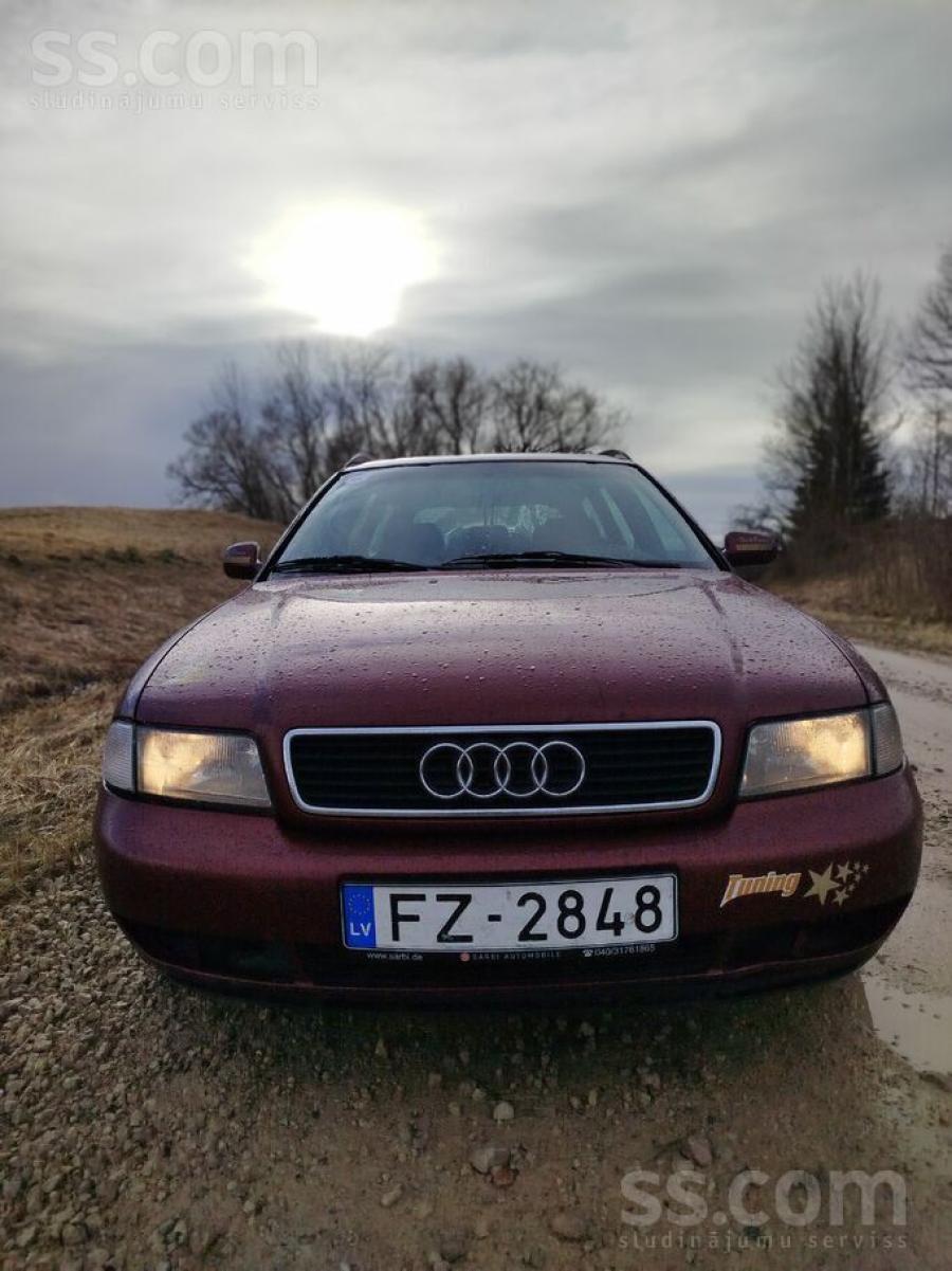 Sarkans Audi A4 1998 Rēzekne, ar dzinēja tilpumu 2.50 L un nobraukumu 308 tūkst. km par 1166 €, foto 3 vietnē AUTOMOTO.COM.LV