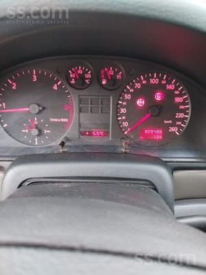 Sarkans Audi A4 1998 Rēzekne, ar dzinēja tilpumu 2.50 L un nobraukumu 308 tūkst. km par 1166 €, foto 9 vietnē AUTOMOTO.COM.LV