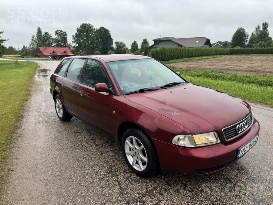 Sarkans Audi A4 1999 Valmiera, ar dzinēja tilpumu 1.90 L un nobraukumu 268 tūkst. km par 990 €, foto 1 vietnē AUTOMOTO.COM.LV