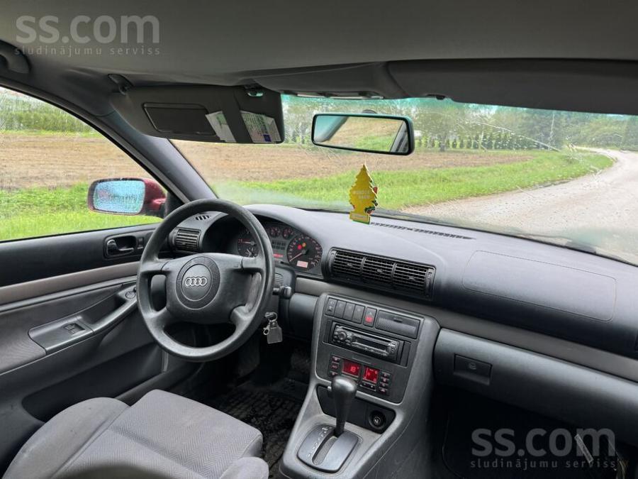 Sarkans Audi A4 1999 Valmiera, ar dzinēja tilpumu 1.90 L un nobraukumu 268 tūkst. km par 990 €, foto 10 vietnē AUTOMOTO.COM.LV