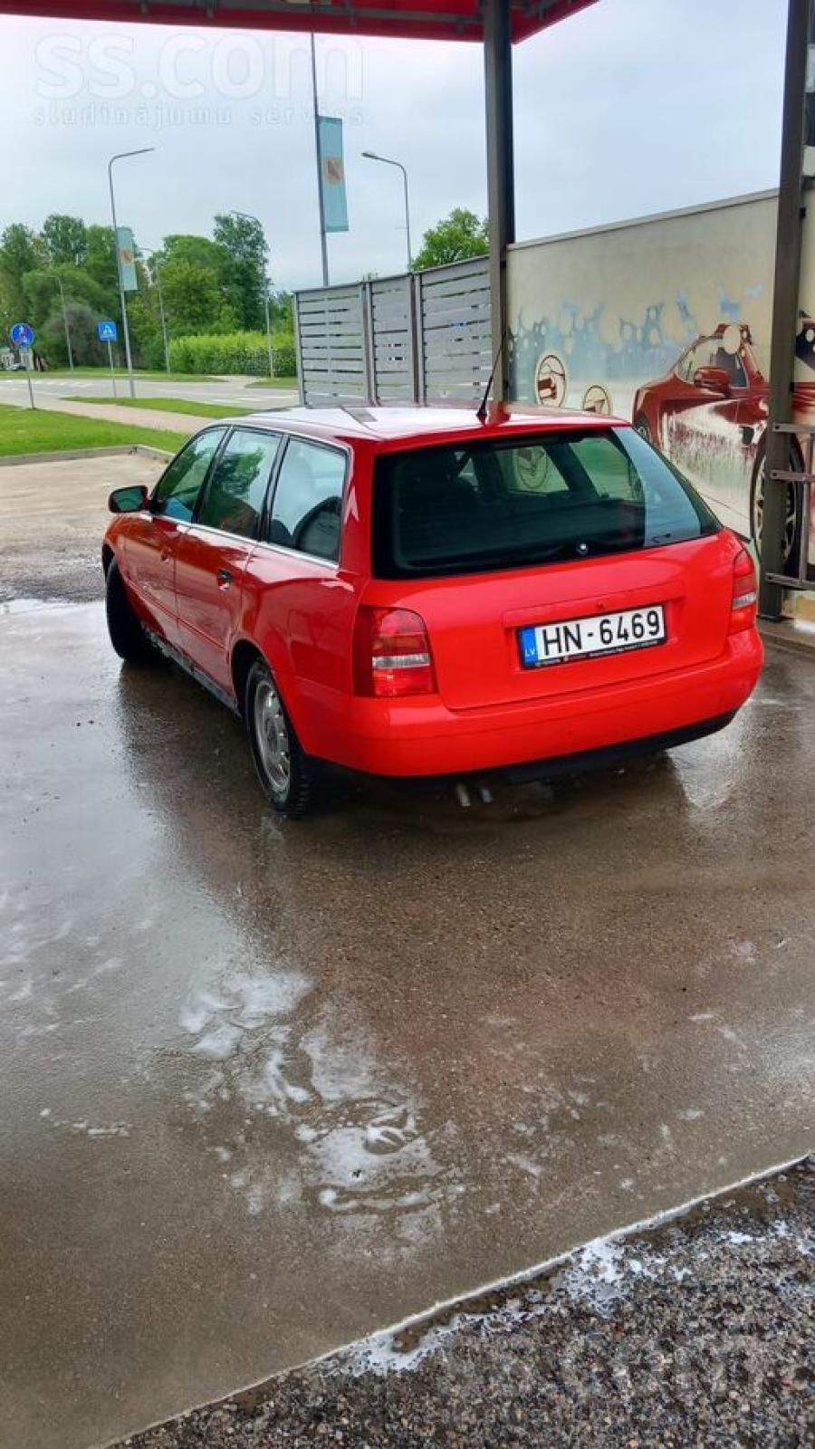 Red Audi A4 1999 in Preili, with an engine capacity of 2.50 L and mileage of 250 thousand km for 1050 €, photo 6 on AUTOMOTO.COM.LV