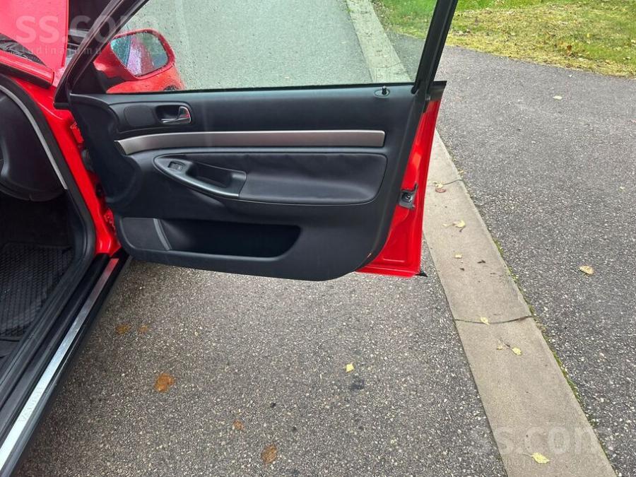 Sarkans Audi A4 1999 Ludza, ar dzinēja tilpumu 1.90 L un nobraukumu 0 tūkst. km par 3200 €, foto 17 vietnē AUTOMOTO.COM.LV
