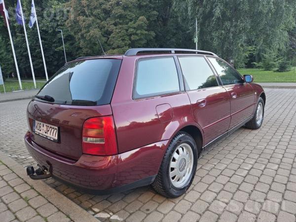 Красный Ауди А4 1999 в Бауска, объемом двигателя 1.90 л и пробегом 386 тыс. км за 2880 €, фото 7 на AUTOMOTO.COM.LV