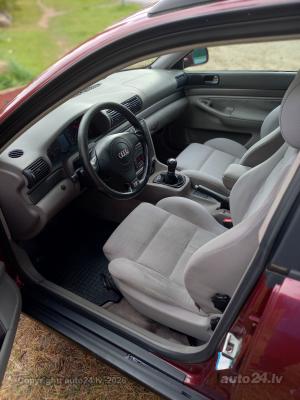 Sarkans Audi A4 1999 Tartu, ar dzinēja tilpumu 1.80 L un nobraukumu 298 tūkst. km par 1500 €, foto 8 vietnē AUTOMOTO.COM.LV