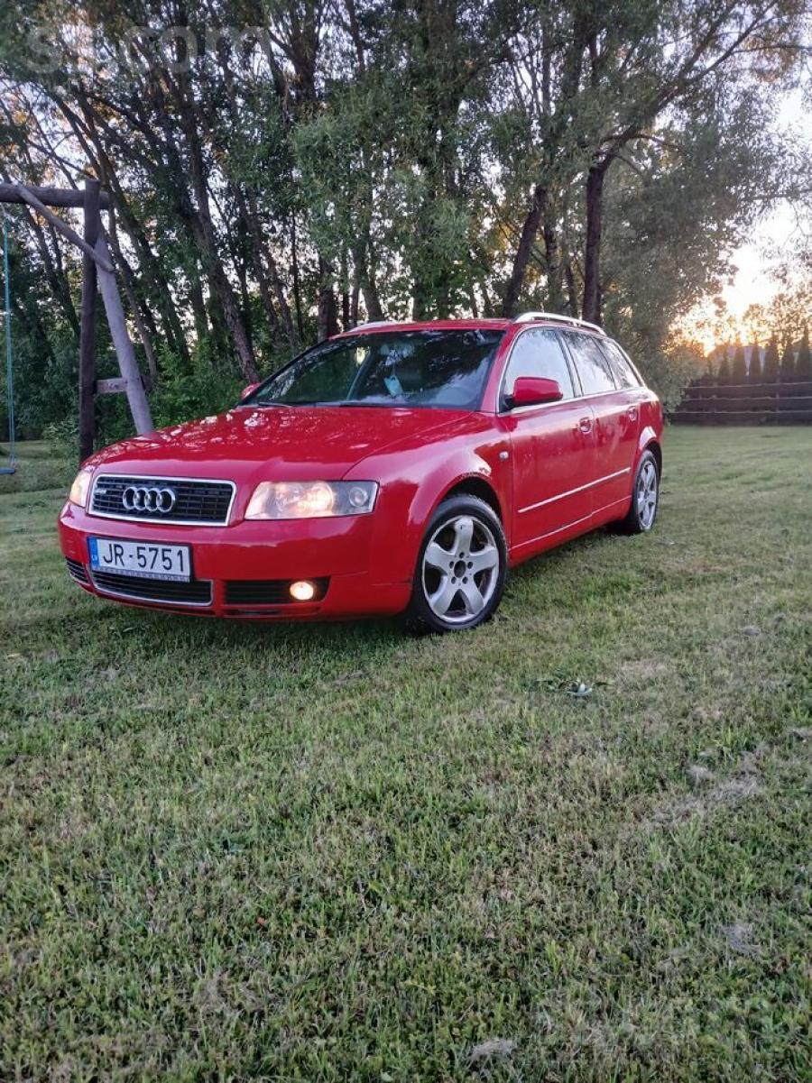 Красный Ауди А4 2003 в Лиепая, объемом двигателя 1.80 л и пробегом 446 тыс. км за 1350 €, фото 3 на AUTOMOTO.COM.LV