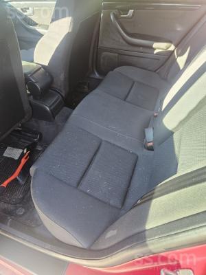 Sarkans Audi A4 2003 Saldus, ar dzinēja tilpumu 1.90 L un nobraukumu 356 tūkst. km par 2200 €, foto 7 vietnē AUTOMOTO.COM.LV