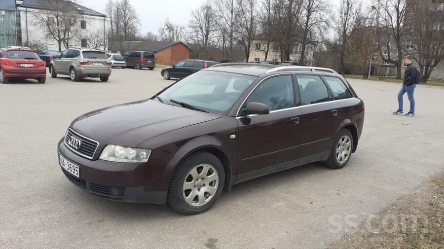 Sarkans Audi A4 2003 Balvi, ar dzinēja tilpumu 2.00 L un nobraukumu 262 tūkst. km par 1450 €, foto 1 vietnē AUTOMOTO.COM.LV