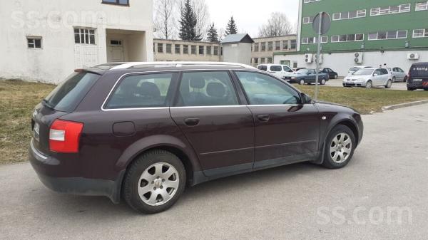 Красный Ауди А4 2003 в Балви, объемом двигателя 2.00 л и пробегом 262 тыс. км за 1450 €, фото 2 на AUTOMOTO.COM.LV