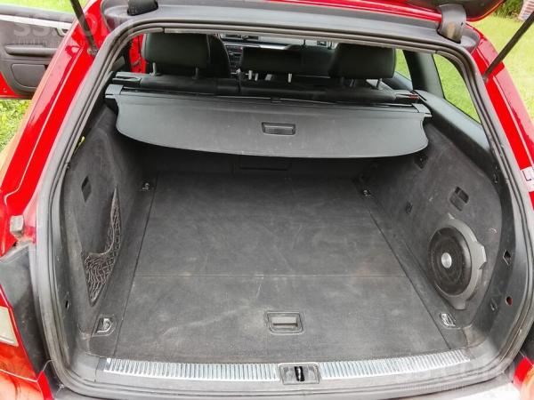 Sarkans Audi A4 2003 Balvi, ar dzinēja tilpumu 1.90 L un nobraukumu 304 tūkst. km par 2210 €, foto 7 vietnē AUTOMOTO.COM.LV