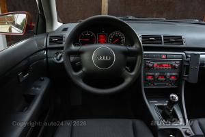 Sarkans Audi A4 2004 Viljandi, ar dzinēja tilpumu 1.90 L un nobraukumu 262 tūkst. km par 3990 €, foto 7 vietnē AUTOMOTO.COM.LV