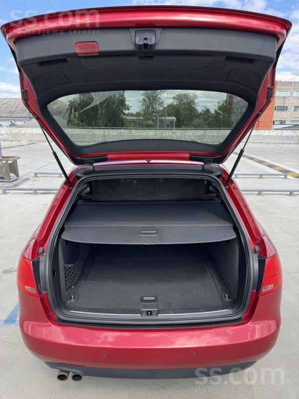 Sarkans Audi A4 2005 Rīga, ar dzinēja tilpumu 2.00 L un nobraukumu 298 tūkst. km par 3399 €, foto 10 vietnē AUTOMOTO.COM.LV