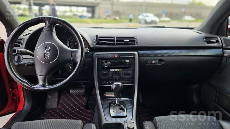 Sarkans Audi A4 2005 Rīga, ar dzinēja tilpumu 1.80 L un nobraukumu 370 tūkst. km par 3100 €, foto 9 vietnē AUTOMOTO.COM.LV