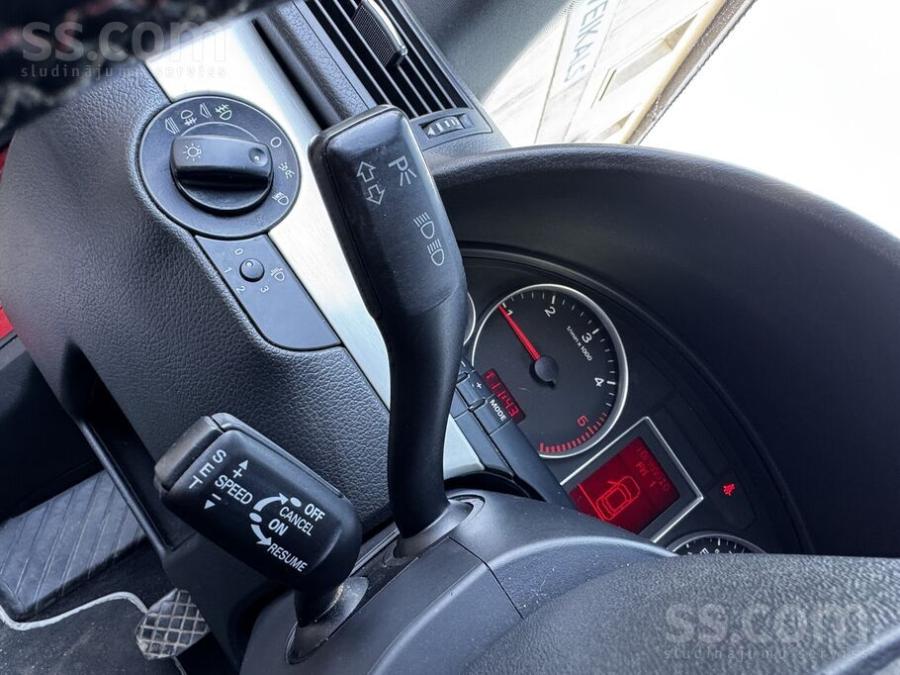 Sarkans Audi A4 2005 Daugavpils, ar dzinēja tilpumu 2.00 L un nobraukumu 0 tūkst. km par 4500 €, foto 25 vietnē AUTOMOTO.COM.LV