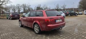 Red Audi A4 2005 in Valmiera, with an engine capacity of 2.00 L and mileage of 389 thousand km for 1850 €, photo 5 on AUTOMOTO.COM.LV