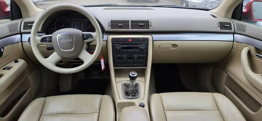 Red Audi A4 2005 in Valmiera, with an engine capacity of 2.00 L and mileage of 389 thousand km for 1850 €, photo 8 on AUTOMOTO.COM.LV