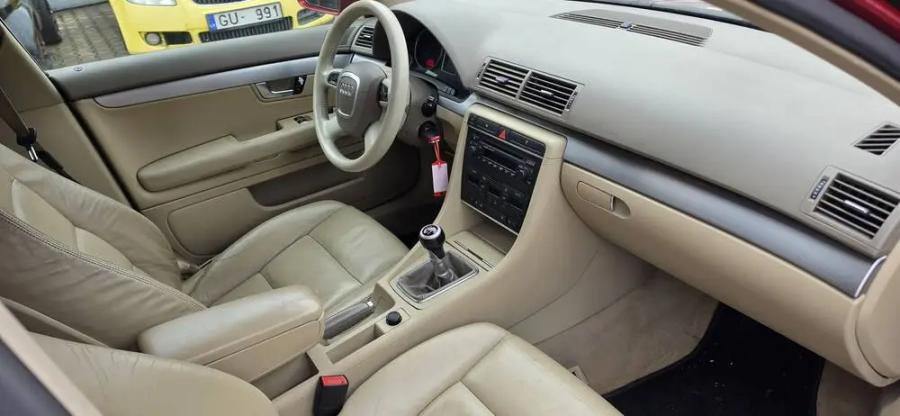Red Audi A4 2005 in Valmiera, with an engine capacity of 2.00 L and mileage of 389 thousand km for 1850 €, photo 10 on AUTOMOTO.COM.LV
