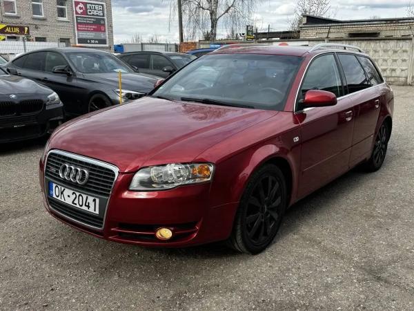Sarkans Audi A4 2005 Daugavpils, ar dzinēja tilpumu 2.00 L un nobraukumu 263 tūkst. km par 4500 €, foto 3 vietnē AUTOMOTO.COM.LV