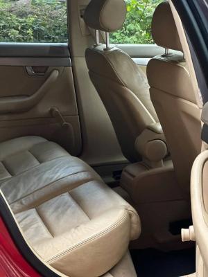 Red Audi A4 2005 in Cesis, with an engine capacity of 2.00 L and mileage of 396 thousand km for 1990 €, photo 18 on AUTOMOTO.COM.LV