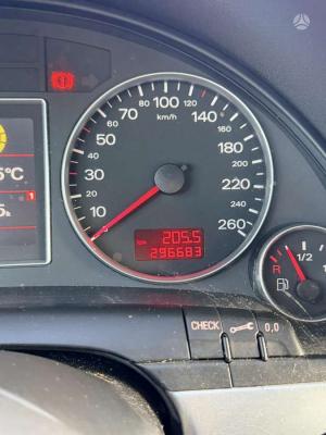 Красный Ауди А4 2005 в Электренай, объемом двигателя 1.90 л и пробегом 297 тыс. км за 1250 €, фото 13 на AUTOMOTO.COM.LV