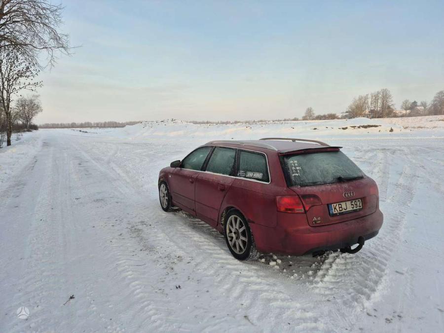 Sarkans Audi A4 2006 Kupiškis, ar dzinēja tilpumu 1.97 L un nobraukumu 420 tūkst. km par 850 €, foto 4 vietnē AUTOMOTO.COM.LV