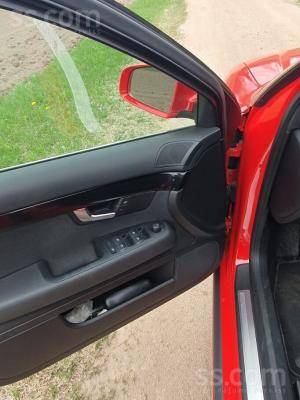 Red Audi A4 2006 in Riga, with an engine capacity of 2.00 L and mileage of 328 thousand km for 4200 €, photo 14 on AUTOMOTO.COM.LV
