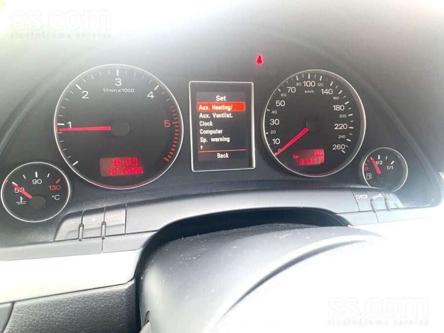 Red Audi A4 2006 in Madona, with an engine capacity of 2.00 L and mileage of 319 thousand km for 4390 €, photo 17 on AUTOMOTO.COM.LV