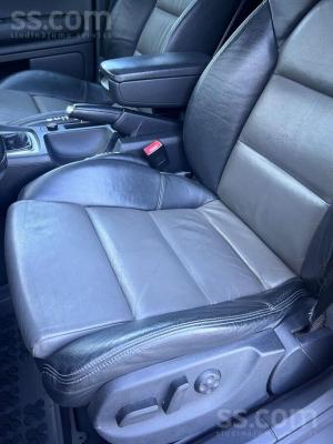 Sarkans Audi A4 2006 Rīga, ar dzinēja tilpumu 2.00 L un nobraukumu 319 tūkst. km par 3600 €, foto 36 vietnē AUTOMOTO.COM.LV