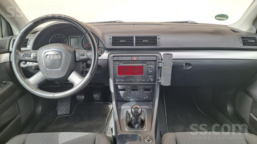 Red Audi A4 2007 in Ogre, with an engine capacity of 2.00 L and mileage of 161 thousand km for 5350 €, photo 17 on AUTOMOTO.COM.LV