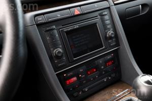 Красный Ауди А4 2007 в Тукумс, объемом двигателя 2.00 л и пробегом 327 тыс. км за 2650 €, фото 8 на AUTOMOTO.COM.LV