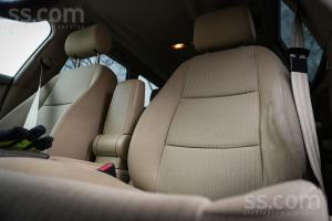 Red Audi A4 2008 in Riga, with an engine capacity of 1.90 L and mileage of 336 thousand km for 4990 €, photo 8 on AUTOMOTO.COM.LV