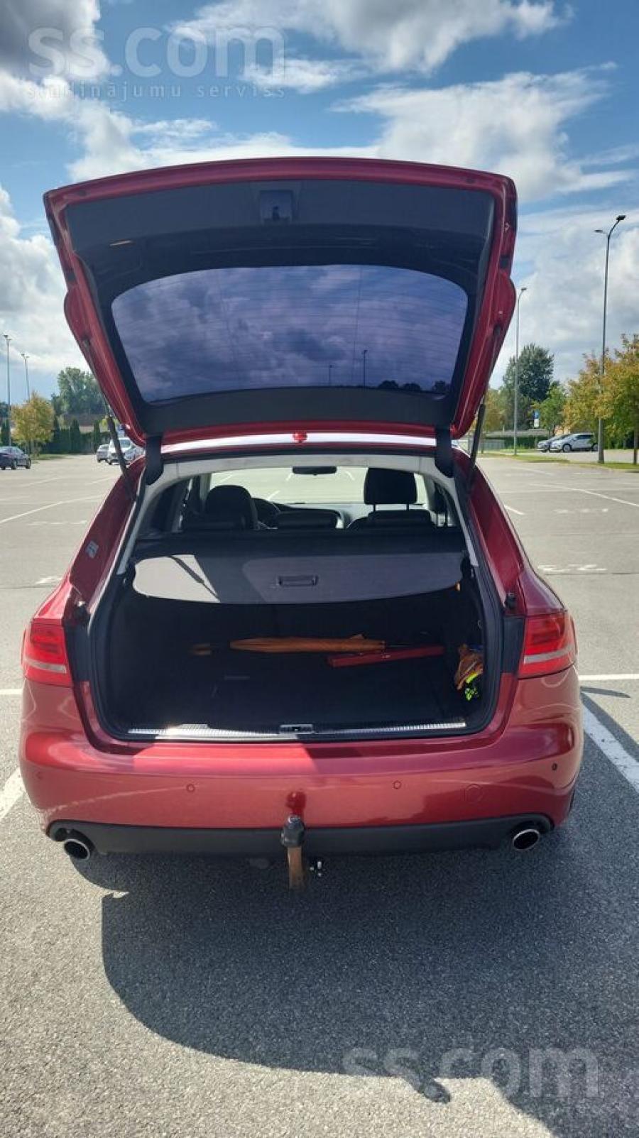 Red Audi A4 2009 in Riga, with an engine capacity of 2.70 L and mileage of 307 thousand km for 4600 €, photo 7 on AUTOMOTO.COM.LV