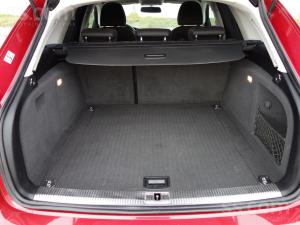Sarkans Audi A4 2010 Rīga, ar dzinēja tilpumu 2.00 L un nobraukumu 0 tūkst. km par 5550 €, foto 24 vietnē AUTOMOTO.COM.LV