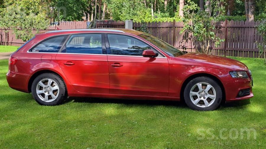 Sarkans Audi A4 2010 Jūrmala, ar dzinēja tilpumu 2.00 L un nobraukumu 470 tūkst. km par 3200 €, foto 11 vietnē AUTOMOTO.COM.LV