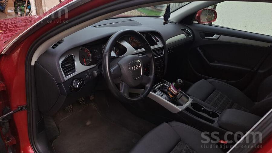 Sarkans Audi A4 2010 Jūrmala, ar dzinēja tilpumu 2.00 L un nobraukumu 470 tūkst. km par 3200 €, foto 17 vietnē AUTOMOTO.COM.LV