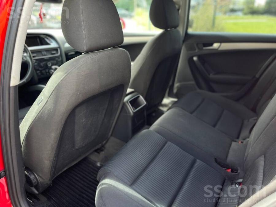Red Audi A4 2011 in Riga, with an engine capacity of 2.00 L and mileage of 358 thousand km for 5500 €, photo 14 on AUTOMOTO.COM.LV